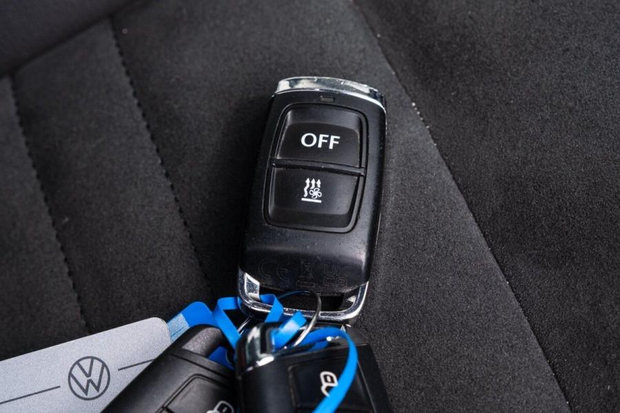 Brūns Volkswagen Passat 2023 Jelgava, ar dzinēja tilpumu 2.00 L un nobraukumu 145 tūkst. km par 25650 €, foto 20 vietnē AUTOMOTO.COM.LV