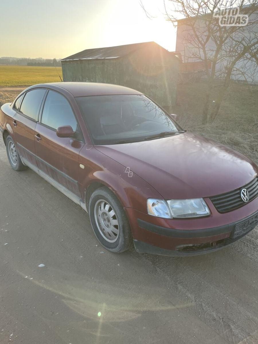 Volkswagen Passat 1998 Utena, ar dzinēja tilpumu 1.90 L un nobraukumu 437 tūkst. km par 800 €, foto 2 vietnē AUTOMOTO.COM.LV