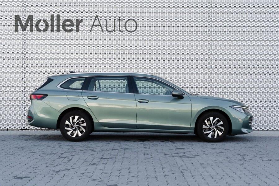 Zaļš Volkswagen Passat 2024 Mārupe, ar dzinēja tilpumu 1.50 L un nobraukumu 61 tūkst. km par 29900 €, foto 6 vietnē AUTOMOTO.COM.LV