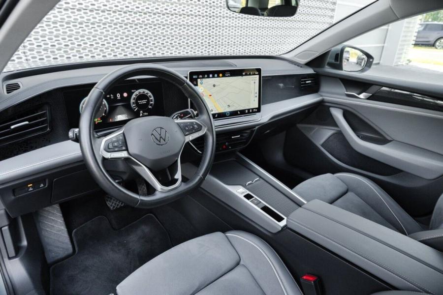 Zaļš Volkswagen Passat 2024 Mārupe, ar dzinēja tilpumu 1.50 L un nobraukumu 61 tūkst. km par 29900 €, foto 10 vietnē AUTOMOTO.COM.LV
