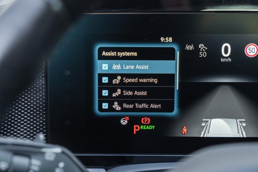Zaļš Volkswagen Passat 2024 Mārupe, ar dzinēja tilpumu 1.50 L un nobraukumu 61 tūkst. km par 29900 €, foto 17 vietnē AUTOMOTO.COM.LV