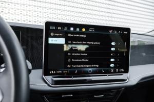 Zaļš Volkswagen Passat 2024 Mārupe, ar dzinēja tilpumu 1.50 L un nobraukumu 61 tūkst. km par 29900 €, foto 21 vietnē AUTOMOTO.COM.LV