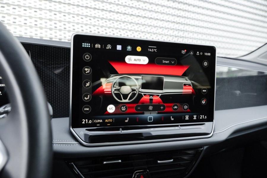 Zaļš Volkswagen Passat 2024 Mārupe, ar dzinēja tilpumu 1.50 L un nobraukumu 61 tūkst. km par 29900 €, foto 26 vietnē AUTOMOTO.COM.LV