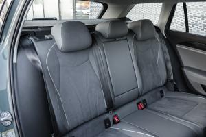 Zaļš Volkswagen Passat 2024 Mārupe, ar dzinēja tilpumu 1.50 L un nobraukumu 61 tūkst. km par 29900 €, foto 32 vietnē AUTOMOTO.COM.LV