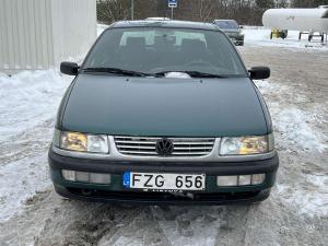 Zaļš Volkswagen Passat 1996 Viļņa, ar dzinēja tilpumu 1.90 L un nobraukumu 227 tūkst. km par 850 €, foto 8 vietnē AUTOMOTO.COM.LV