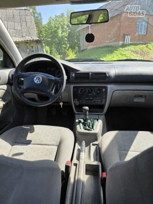 Zaļš Volkswagen Passat 1997 Zarasai, ar dzinēja tilpumu 1.60 L un nobraukumu 228 tūkst. km par 1000 €, foto 8 vietnē AUTOMOTO.COM.LV
