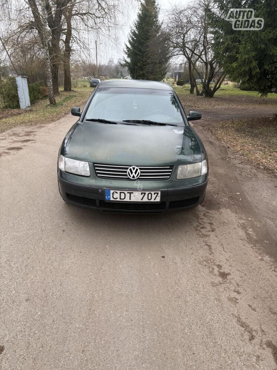 Green Volkswagen Passat 1999 in Kaunas, with an engine capacity of 1.90 L and mileage of 486 thousand km for 850 €, photo 2 on AUTOMOTO.COM.LV