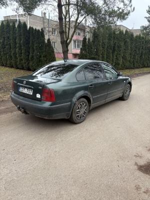 Green Volkswagen Passat 1999 in Kaunas, with an engine capacity of 1.90 L and mileage of 486 thousand km for 850 €, photo 6 on AUTOMOTO.COM.LV