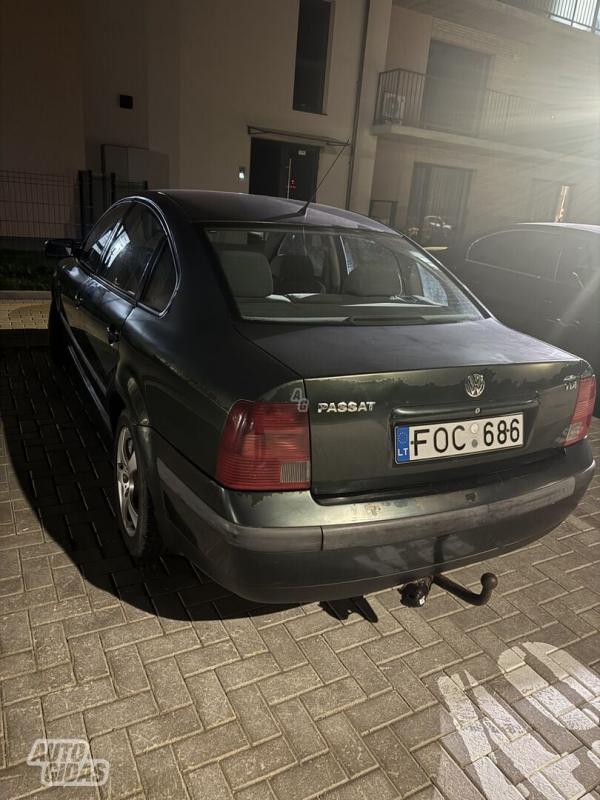 Zaļš Volkswagen Passat 1999 Klaipėda, ar dzinēja tilpumu 1.90 L un nobraukumu 370 tūkst. km par 500 €, foto 4 vietnē AUTOMOTO.COM.LV