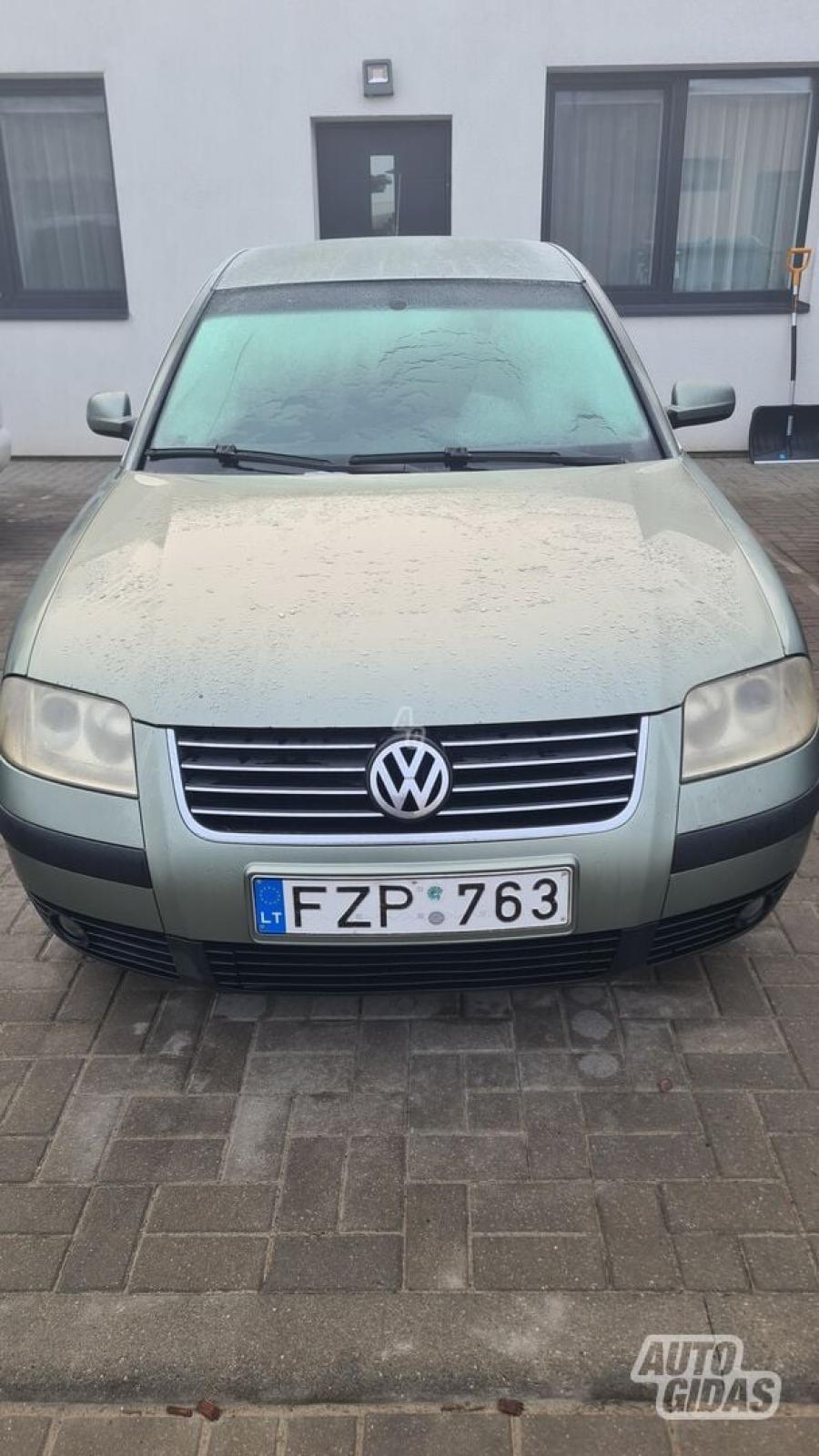 Green Volkswagen Passat 2003 in Kaunas, with an engine capacity of 1.90 L and mileage of 410 thousand km for 980 €, photo 1 on AUTOMOTO.COM.LV