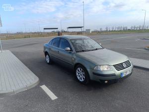 Zaļš Volkswagen Passat 2003 Marijampole, ar dzinēja tilpumu 1.90 L un nobraukumu 395 tūkst. km par 1550 €, foto 2 vietnē AUTOMOTO.COM.LV