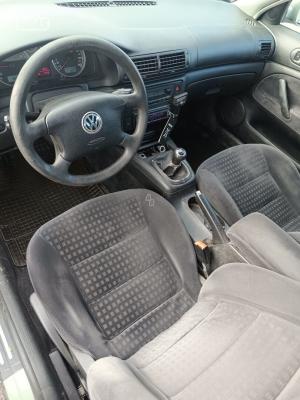 Zaļš Volkswagen Passat 2003 Marijampole, ar dzinēja tilpumu 1.90 L un nobraukumu 395 tūkst. km par 1550 €, foto 7 vietnē AUTOMOTO.COM.LV