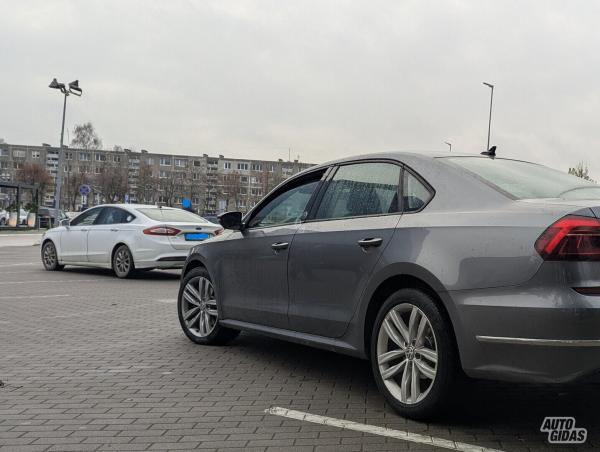 Zaļš Volkswagen Passat 2019 Kauņa, ar dzinēja tilpumu 2.00 L un nobraukumu 74 tūkst. km par 14000 €, foto 3 vietnē AUTOMOTO.COM.LV