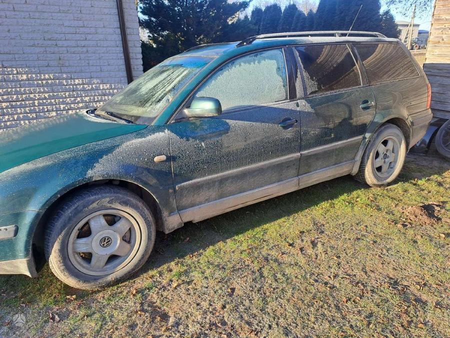 Zaļš Volkswagen Passat 1998 Marijampole, ar dzinēja tilpumu 1.90 L un nobraukumu 460 tūkst. km par 400 €, foto 2 vietnē AUTOMOTO.COM.LV