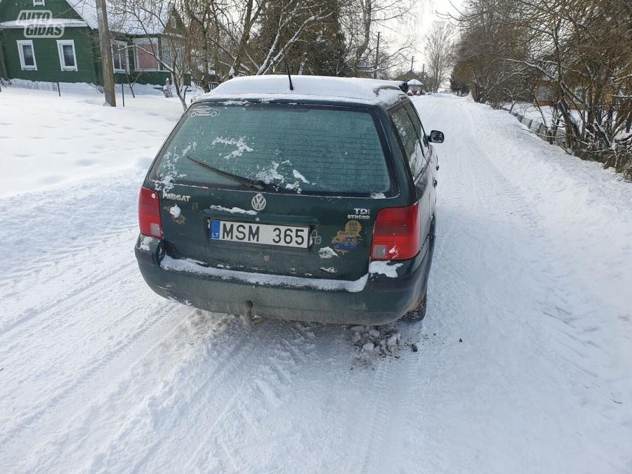 Green Volkswagen Passat 1998 in Vilnius, with an engine capacity of 1.90 L and mileage of 456 thousand km for 499 €, photo 6 on AUTOMOTO.COM.LV