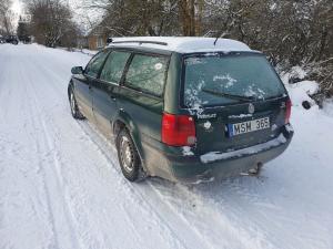 Green Volkswagen Passat 1998 in Vilnius, with an engine capacity of 1.90 L and mileage of 456 thousand km for 499 €, photo 7 on AUTOMOTO.COM.LV