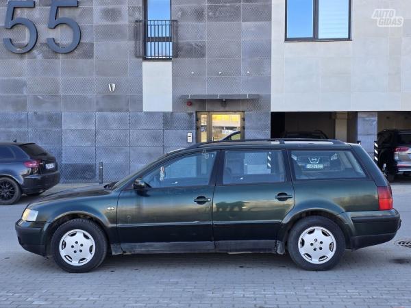 Green Volkswagen Passat 1998 in Vilnius, with an engine capacity of 1.90 L and mileage of 475 thousand km for 750 €, photo 4 on AUTOMOTO.COM.LV
