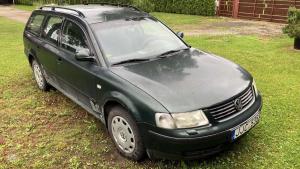Zaļš Volkswagen Passat 1998 Viļņa, ar dzinēja tilpumu 1.90 L un nobraukumu 494 tūkst. km par 1200 €, foto 4 vietnē AUTOMOTO.COM.LV