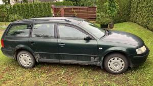 Zaļš Volkswagen Passat 1998 Viļņa, ar dzinēja tilpumu 1.90 L un nobraukumu 494 tūkst. km par 1200 €, foto 5 vietnē AUTOMOTO.COM.LV