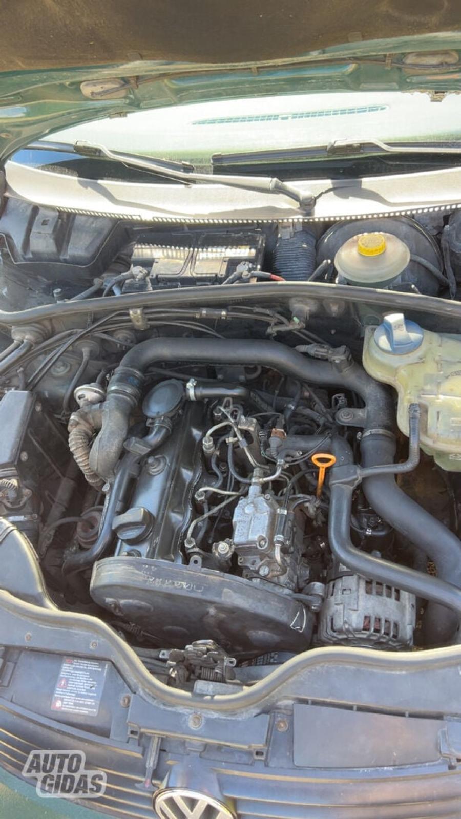 Zaļš Volkswagen Passat 1998 Panevēža, ar dzinēja tilpumu 1.90 L un nobraukumu 410 tūkst. km par 499 €, foto 9 vietnē AUTOMOTO.COM.LV