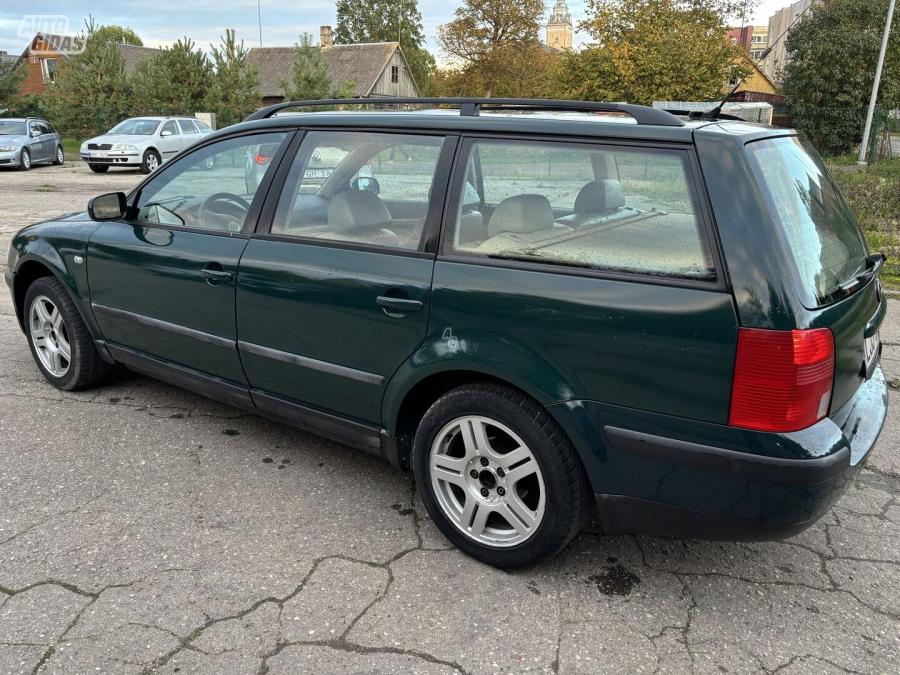 Green Volkswagen Passat 1998 in Joniskis, with an engine capacity of 1.90 L and mileage of 394 thousand km for 950 €, photo 12 on AUTOMOTO.COM.LV