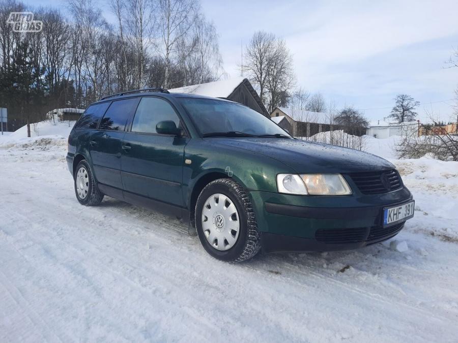 Zaļš Volkswagen Passat 2000 Ignalina, ar dzinēja tilpumu 1.90 L un nobraukumu 400 tūkst. km par 950 €, foto 4 vietnē AUTOMOTO.COM.LV