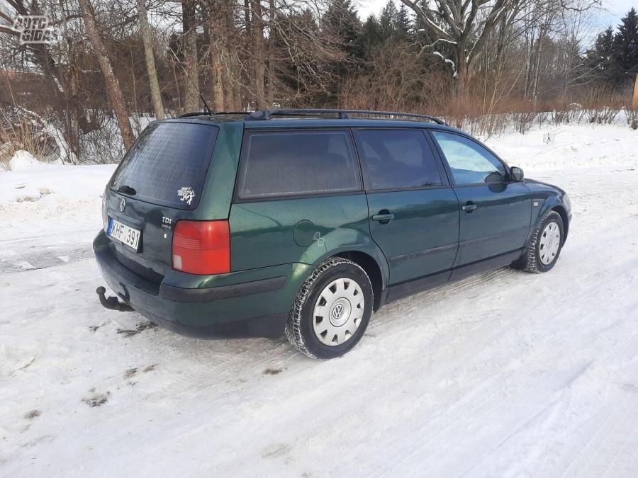 Zaļš Volkswagen Passat 2000 Ignalina, ar dzinēja tilpumu 1.90 L un nobraukumu 400 tūkst. km par 950 €, foto 5 vietnē AUTOMOTO.COM.LV