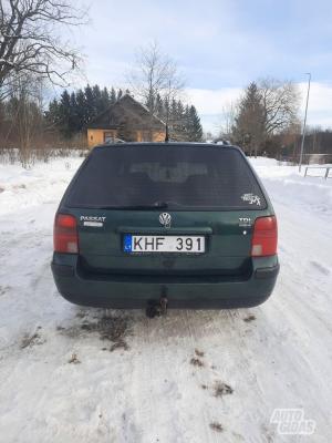 Zaļš Volkswagen Passat 2000 Ignalina, ar dzinēja tilpumu 1.90 L un nobraukumu 400 tūkst. km par 950 €, foto 6 vietnē AUTOMOTO.COM.LV