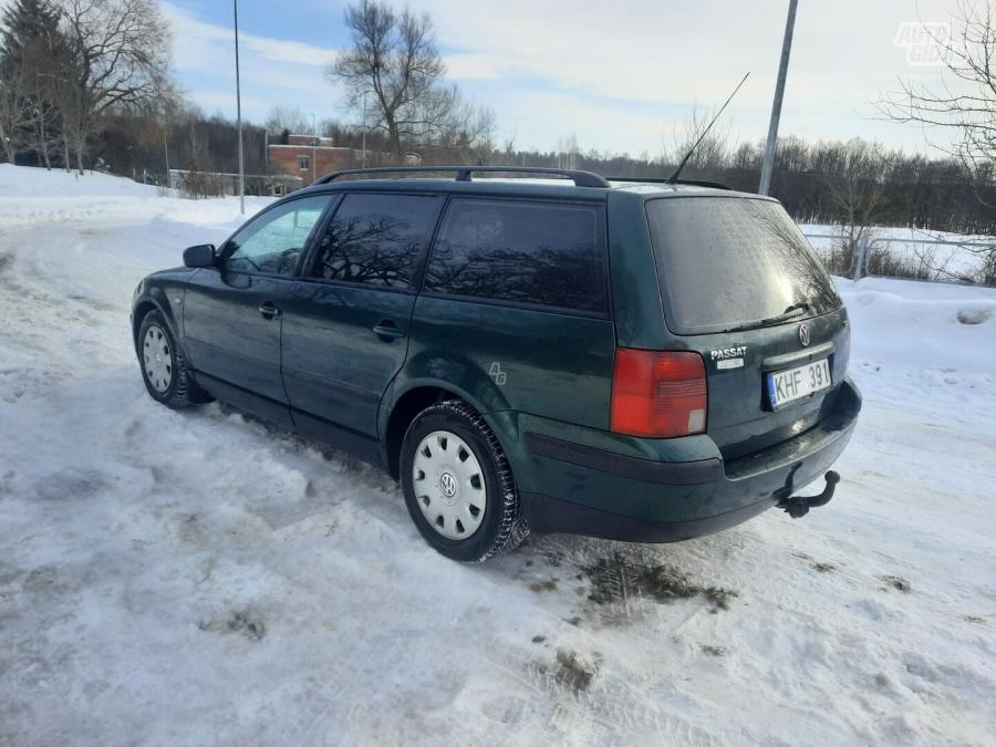 Zaļš Volkswagen Passat 2000 Ignalina, ar dzinēja tilpumu 1.90 L un nobraukumu 400 tūkst. km par 950 €, foto 8 vietnē AUTOMOTO.COM.LV