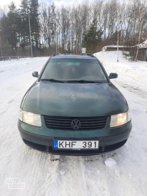 Zaļš Volkswagen Passat 2000 Ignalina, ar dzinēja tilpumu 1.90 L un nobraukumu 400 tūkst. km par 950 €, foto 9 vietnē AUTOMOTO.COM.LV