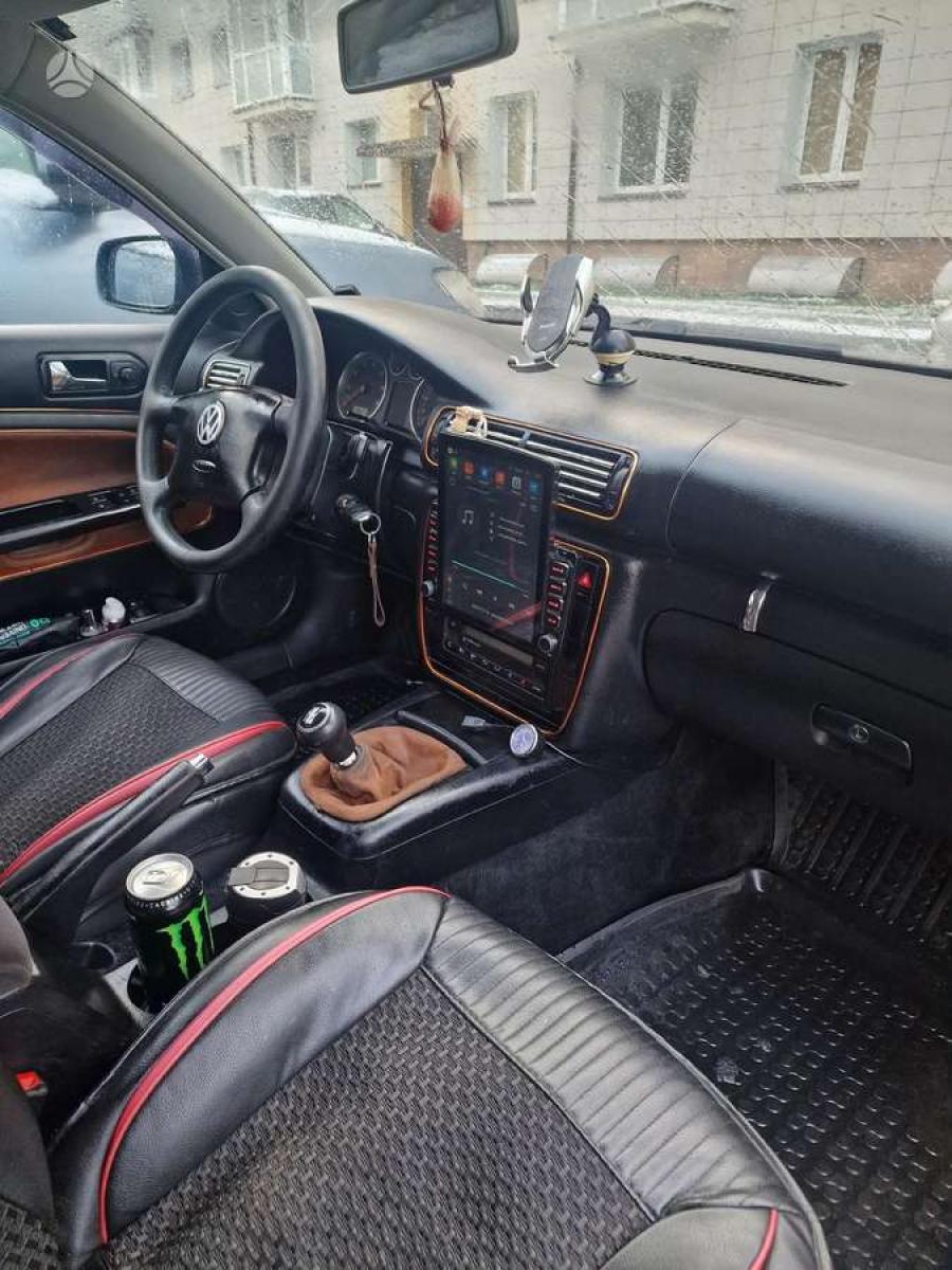 Zaļš Volkswagen Passat 2001 Viļņa, ar dzinēja tilpumu 2.00 L un nobraukumu 320 tūkst. km par 1400 €, foto 2 vietnē AUTOMOTO.COM.LV