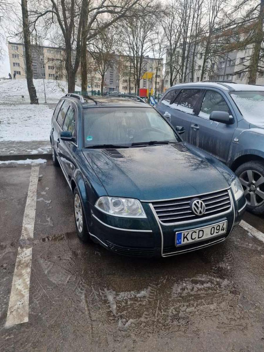 Zaļš Volkswagen Passat 2001 Viļņa, ar dzinēja tilpumu 2.00 L un nobraukumu 320 tūkst. km par 1400 €, foto 7 vietnē AUTOMOTO.COM.LV