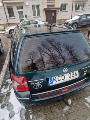 Zaļš Volkswagen Passat 2001 Viļņa, ar dzinēja tilpumu 2.00 L un nobraukumu 320 tūkst. km par 1400 €, foto 9 vietnē AUTOMOTO.COM.LV