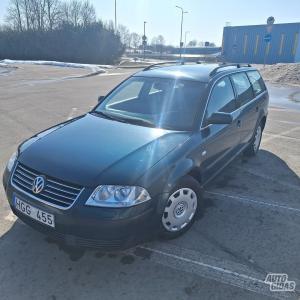 Zaļš Volkswagen Passat 2001 Telšiai, ar dzinēja tilpumu 1.90 L un nobraukumu 378 tūkst. km par 1200 €, foto 2 vietnē AUTOMOTO.COM.LV