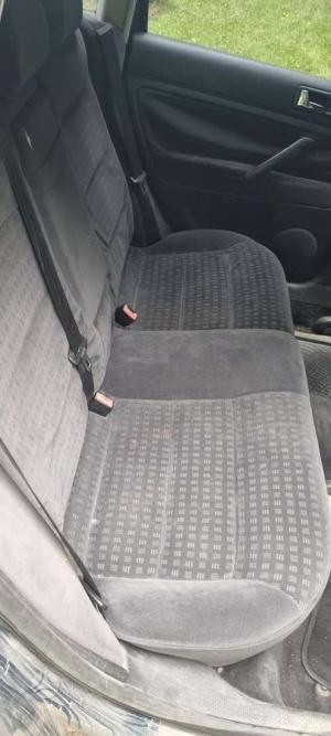 Zaļš Volkswagen Passat 2001 Jurbarkas, ar dzinēja tilpumu 1.90 L un nobraukumu 400 tūkst. km par 850 €, foto 7 vietnē AUTOMOTO.COM.LV