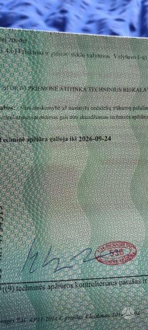 Zaļš Volkswagen Passat 2001 Jurbarkas, ar dzinēja tilpumu 1.90 L un nobraukumu 400 tūkst. km par 850 €, foto 9 vietnē AUTOMOTO.COM.LV
