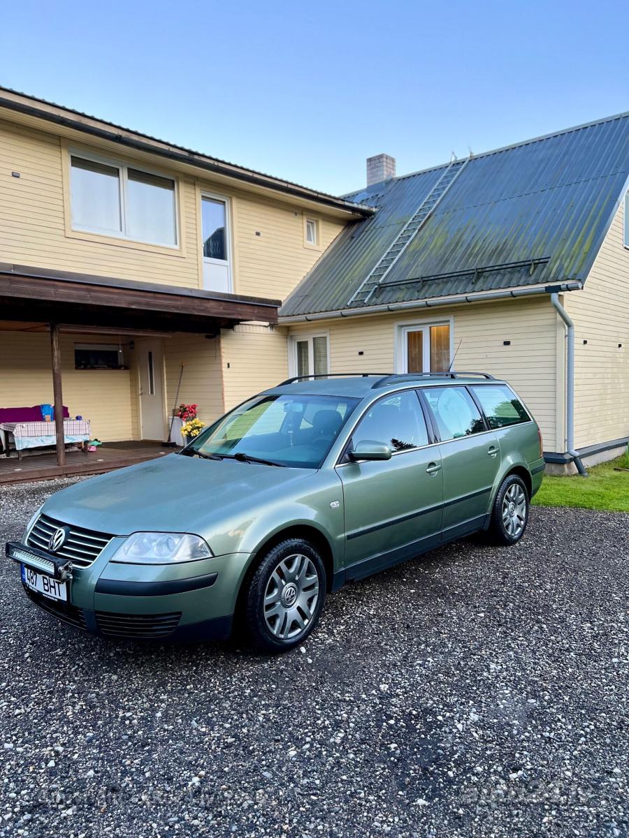 Green Volkswagen Passat 2001 in Parnu, with an engine capacity of 1.90 L and mileage of 526 thousand km for 1999 €, photo 4 on AUTOMOTO.COM.LV