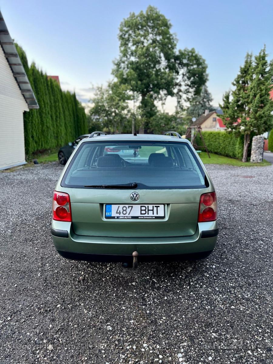 Green Volkswagen Passat 2001 in Parnu, with an engine capacity of 1.90 L and mileage of 526 thousand km for 1999 €, photo 6 on AUTOMOTO.COM.LV