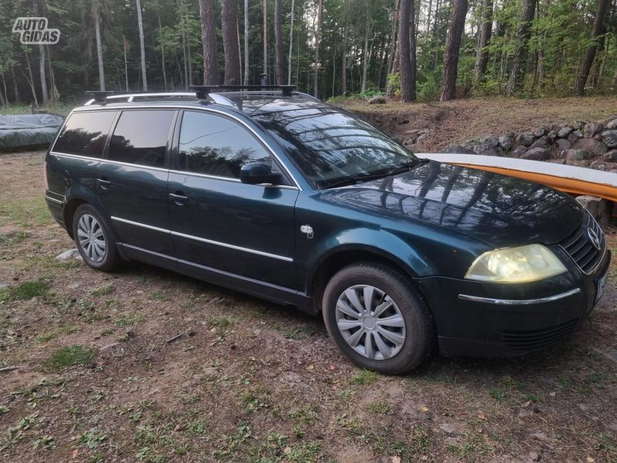 Green Volkswagen Passat 2002 in Alytus, with an engine capacity of 1.90 L and mileage of 465 thousand km for 1250 €, photo 2 on AUTOMOTO.COM.LV