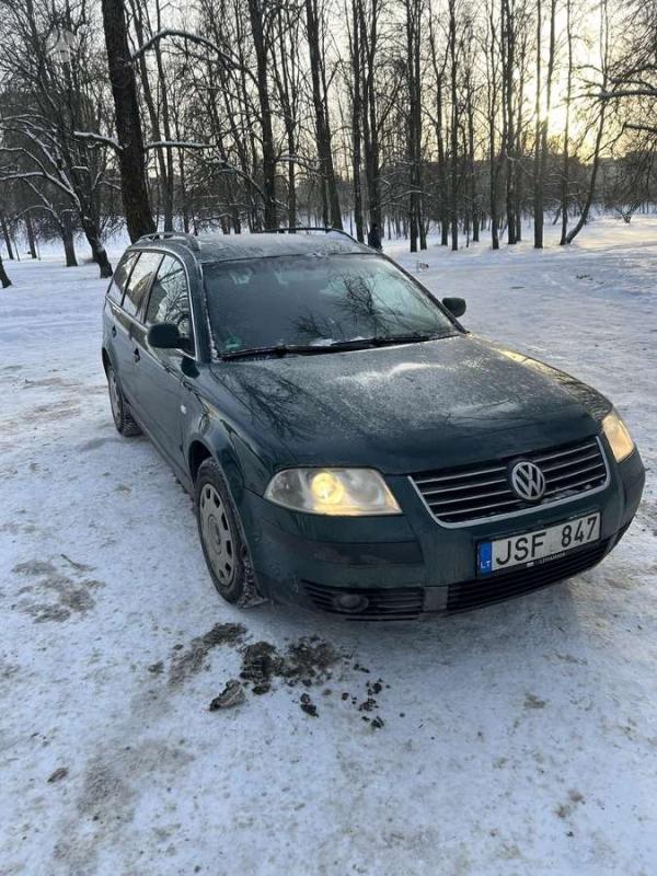 Zaļš Volkswagen Passat 2003 Viļņa, ar dzinēja tilpumu 1.90 L un nobraukumu 337 tūkst. km par 950 €, foto 7 vietnē AUTOMOTO.COM.LV
