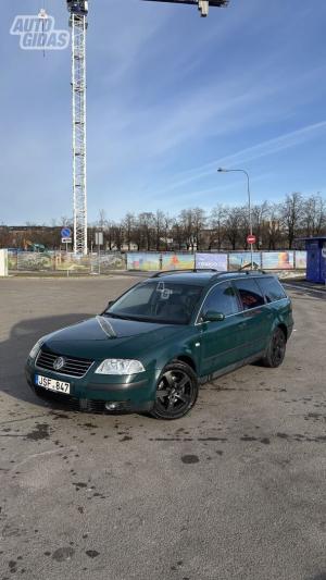 Green Volkswagen Passat 2003 in Vilnius, with an engine capacity of 1.90 L and mileage of 330 thousand km for 1400 €, photo  on AUTOMOTO.COM.LV