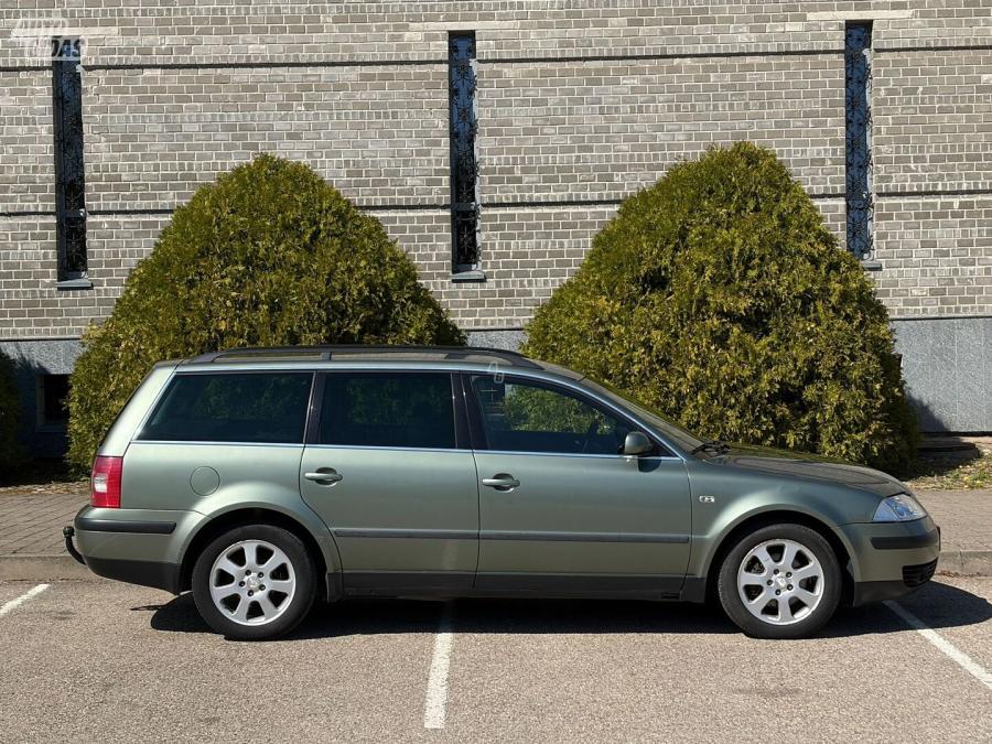 Zaļš Volkswagen Passat 2003 Alīta, ar dzinēja tilpumu 1.90 L un nobraukumu 317 tūkst. km par 1750 €, foto 3 vietnē AUTOMOTO.COM.LV