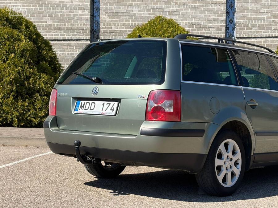 Zaļš Volkswagen Passat 2003 Alīta, ar dzinēja tilpumu 1.90 L un nobraukumu 317 tūkst. km par 1750 €, foto 5 vietnē AUTOMOTO.COM.LV