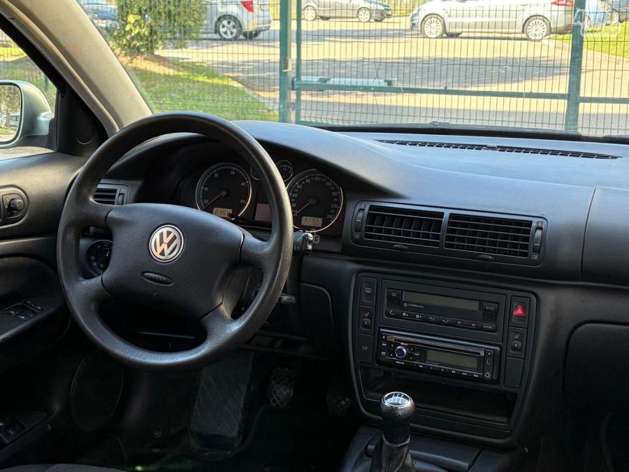 Zaļš Volkswagen Passat 2003 Alīta, ar dzinēja tilpumu 1.90 L un nobraukumu 317 tūkst. km par 1750 €, foto 11 vietnē AUTOMOTO.COM.LV