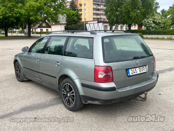 Zaļš Volkswagen Passat 2004 Pelva, ar dzinēja tilpumu 1.90 L un nobraukumu 406 tūkst. km par 1500 €, foto 3 vietnē AUTOMOTO.COM.LV