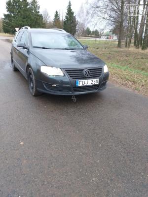 Zaļš Volkswagen Passat 2006 Viļņa, ar dzinēja tilpumu 1.90 L un nobraukumu 355 tūkst. km par 625 €, foto 2 vietnē AUTOMOTO.COM.LV