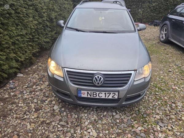 Zaļš Volkswagen Passat 2007 Marijampole, ar dzinēja tilpumu 1.97 L un nobraukumu 402 tūkst. km par 650 €, foto 1 vietnē AUTOMOTO.COM.LV