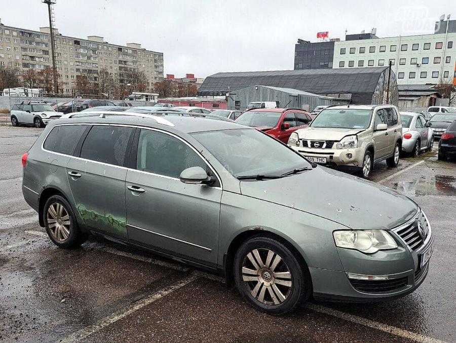 Green Volkswagen Passat 2008 in Tallinn, with an engine capacity of 2.00 L and mileage of 384 thousand km for 399 €, photo 1 on AUTOMOTO.COM.LV