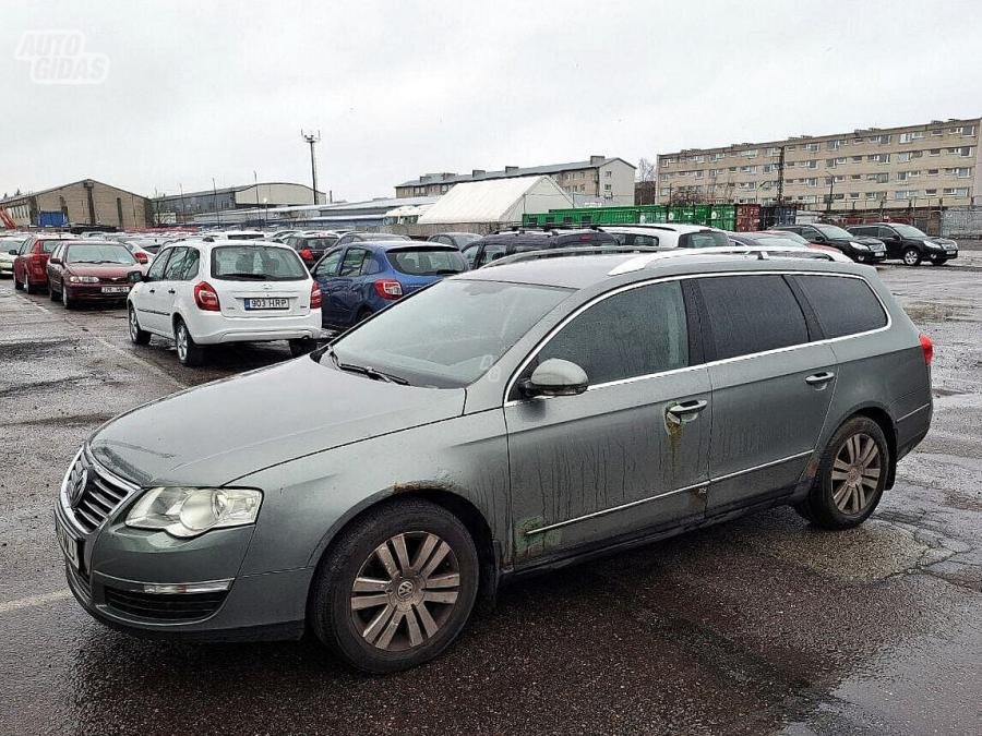 Green Volkswagen Passat 2008 in Tallinn, with an engine capacity of 2.00 L and mileage of 384 thousand km for 399 €, photo 2 on AUTOMOTO.COM.LV