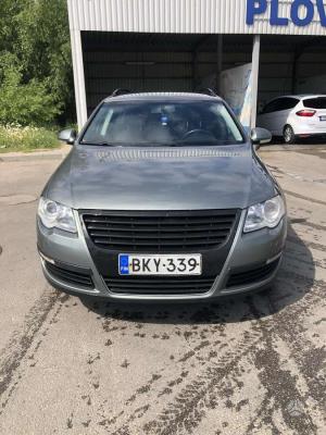 Zaļš Volkswagen Passat 2008 Klaipėda, ar dzinēja tilpumu 1.90 L un nobraukumu 401 tūkst. km par 1500 €, foto  vietnē AUTOMOTO.COM.LV